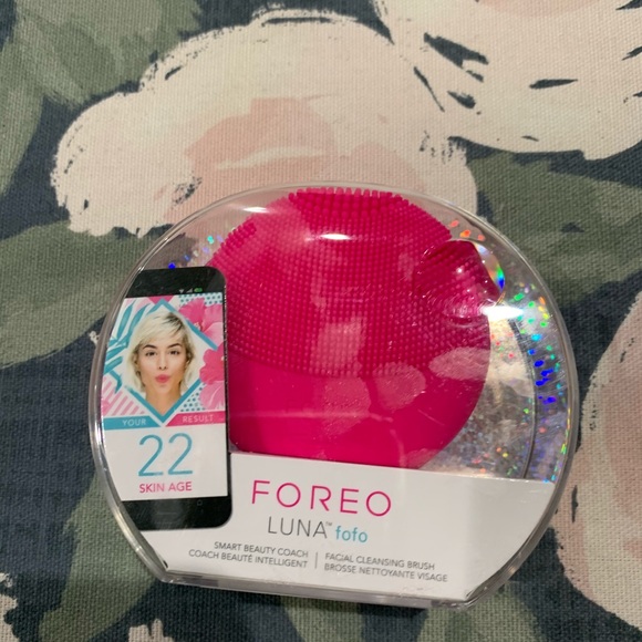 FOREO | Makeup | Foreo Luna Fofo | Poshmark